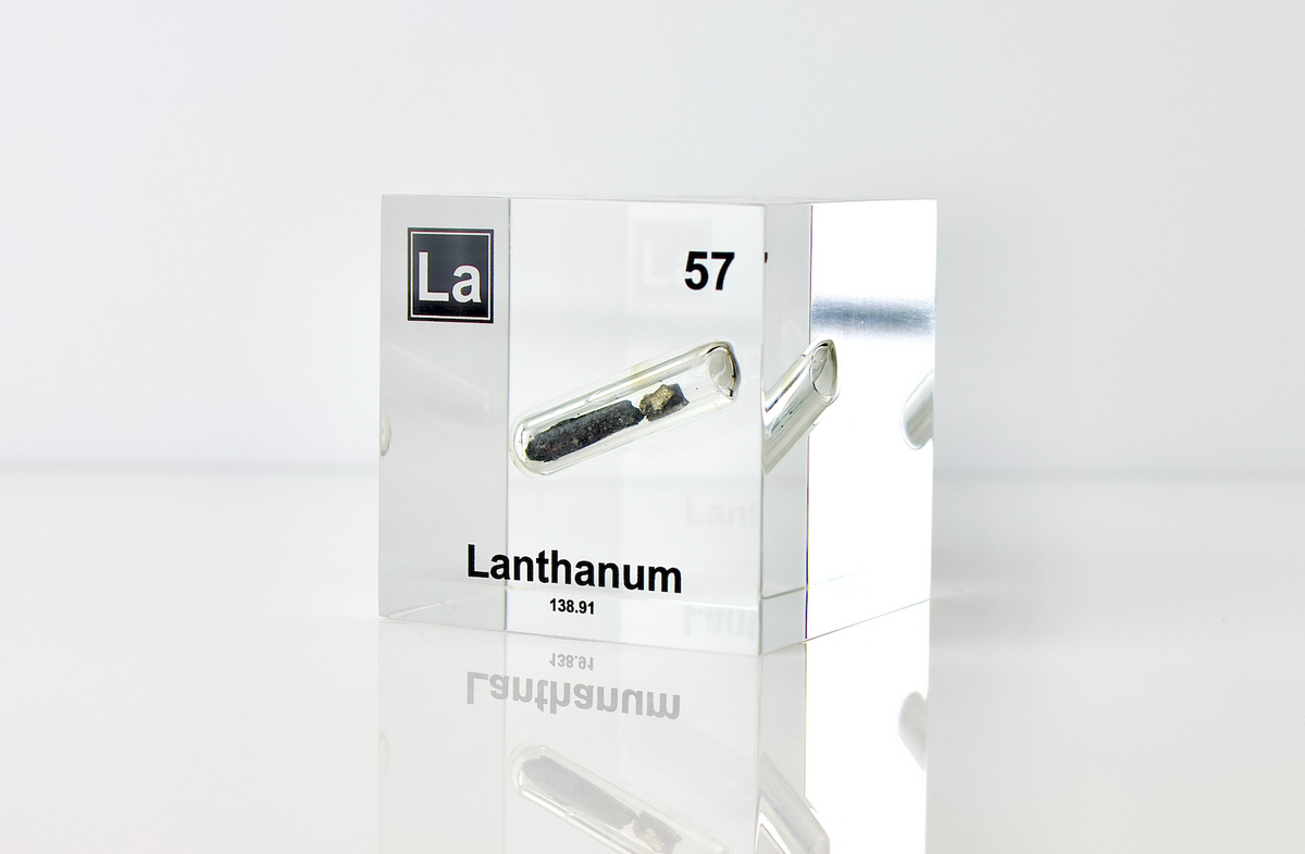 Lanthanum Element Cube – Engineered Labs