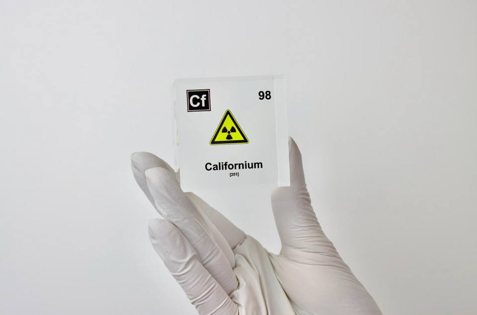 Californium Element Cube – Engineered Labs