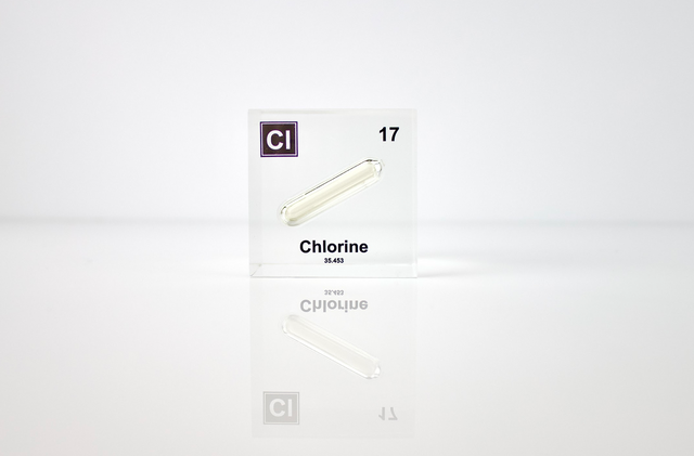 Chlorine Element Cube – Engineered Labs