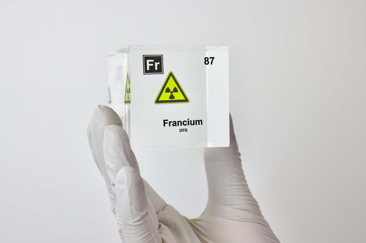 Francium Cube Element – Engineered Labs