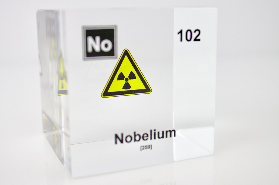 Nobelium Element Cube – Engineered Labs
