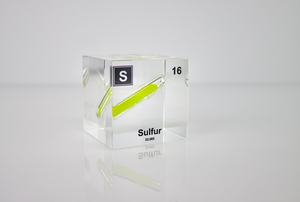 Sulfur Element Cube – Engineered Labs