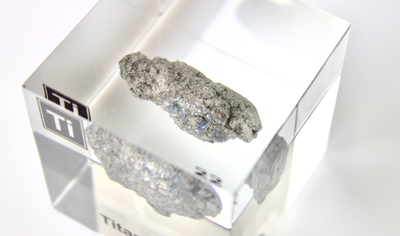 Titanium Element Cube – Engineered Labs