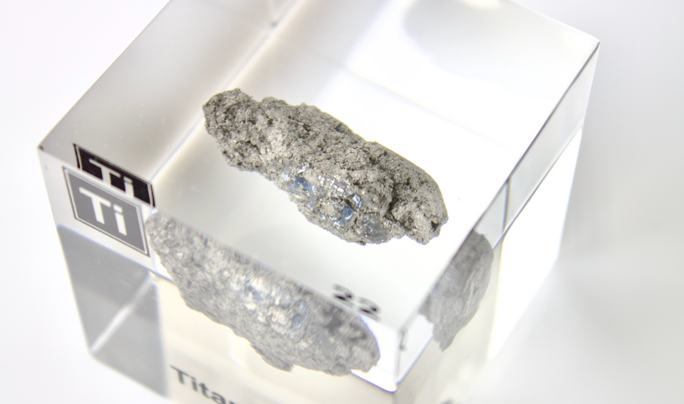 Titanium Element Cube – Engineered Labs
