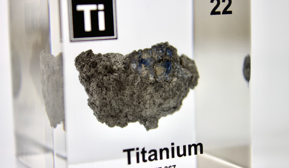 Titanium Element Cube – Engineered Labs