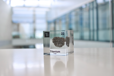 Titanium Element Cube – Engineered Labs