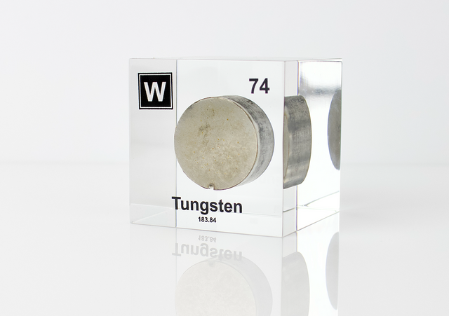 Tungsten Element Cube – Engineered Labs