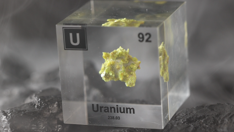 Engineered Labs - Periodic Table Collections with Real Elements